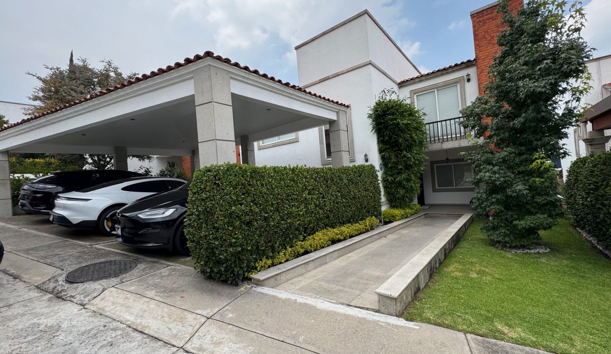 Casas en Venta Zona Esmeralda